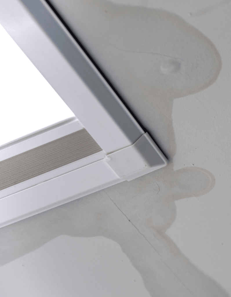 9 Easy DIY Steps To Fix Your Leaky Skylight On Your Commercial Roof ...
